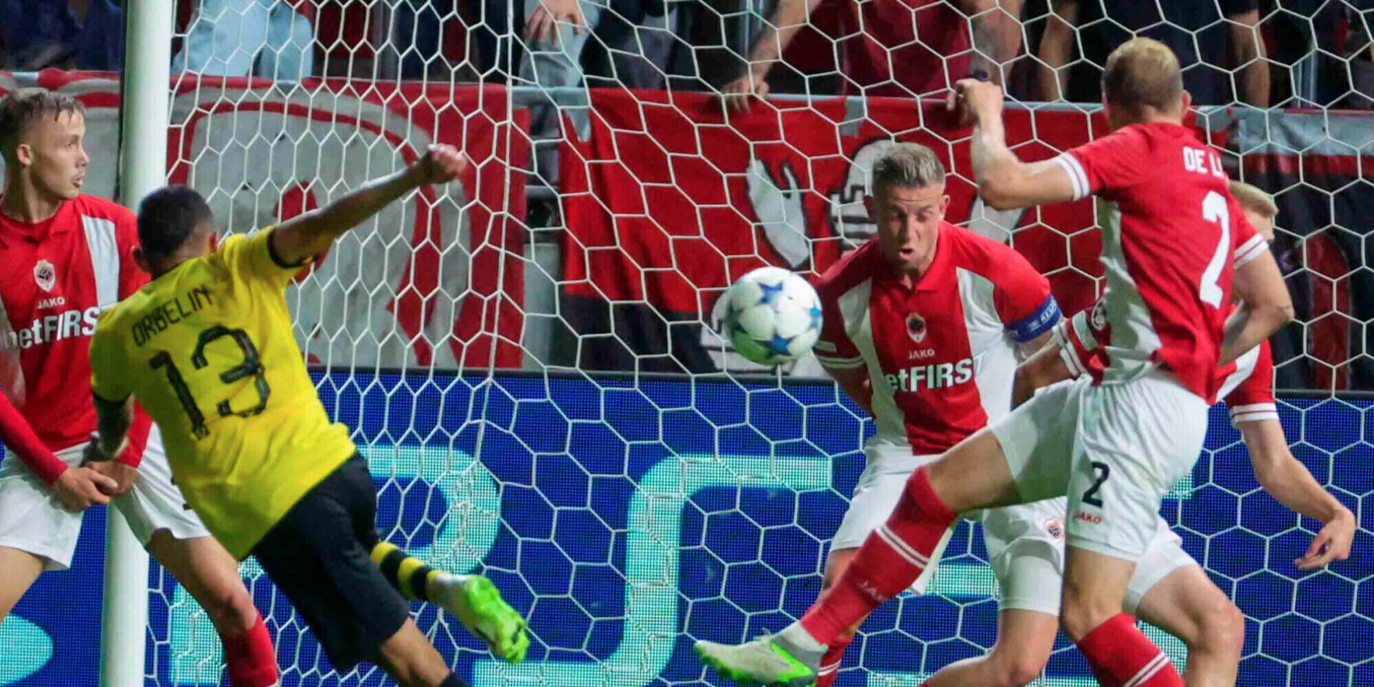 Pronostici Champions League, l'Anversa di van Bommel nella bolgia dell'Aek