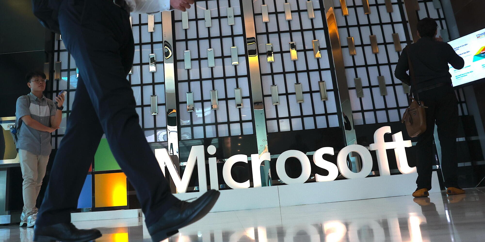 Crowdstrike, stiamo lavorando per risolvere il guasto