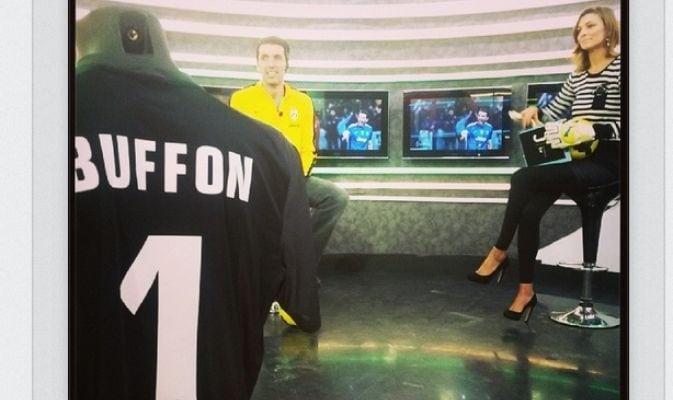 Gigi Buffon ospite di Cristina Chiabotto a Filo Diretto di JTV. Video ...