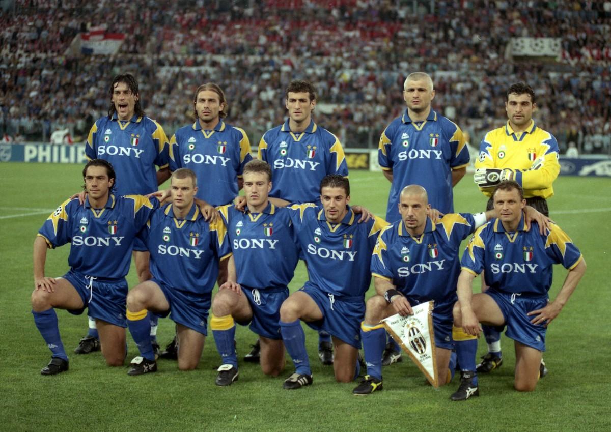 Juventus: i bianconeri celebrano su Twitter il compleanno di Angelo Peruzzi