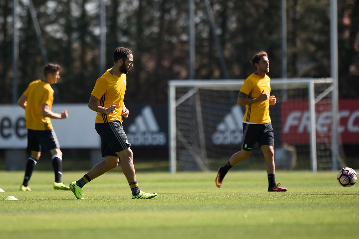 Juventus, il giorno dopo: in allenamento c'è anche Marchisio
