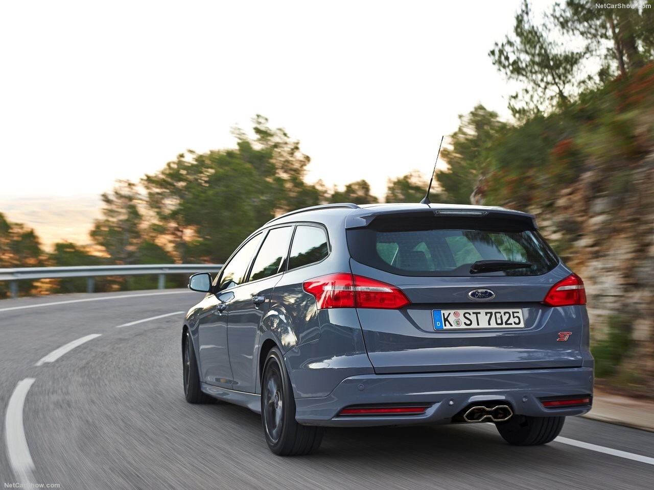 Ford Focus Wagon ST3: foto