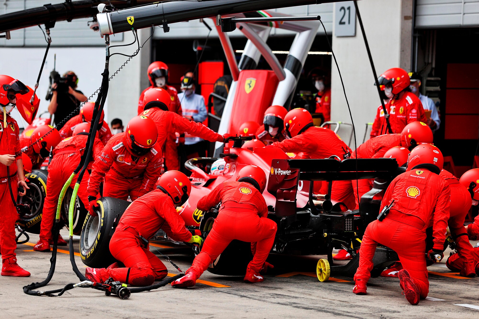 Ferrari, ecco il nuovo simulatore: installazione completata