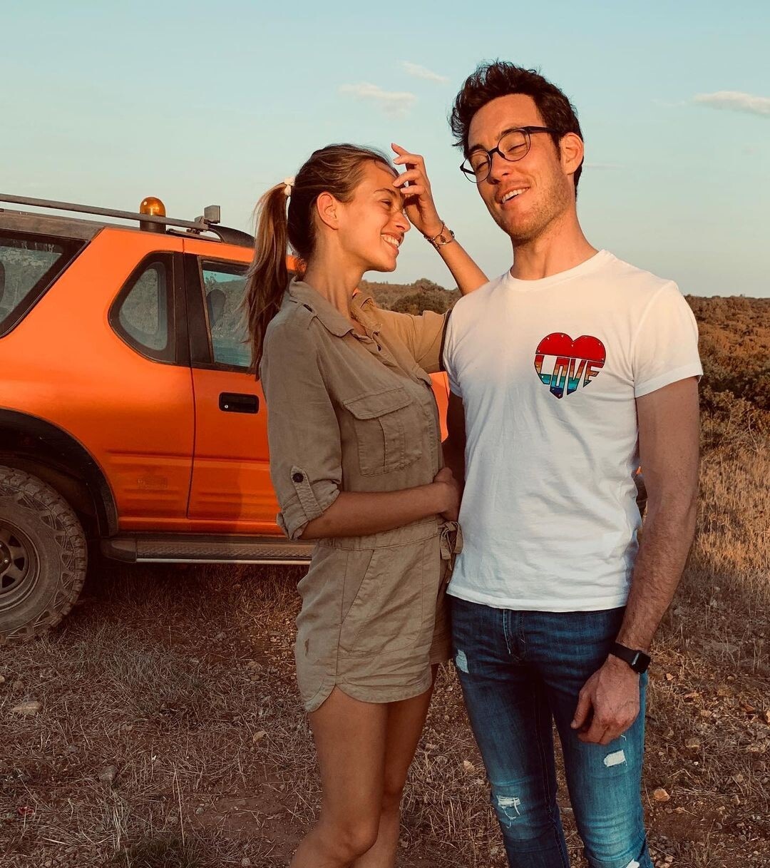 Deborah Ghys, quando il rally si fa sexy