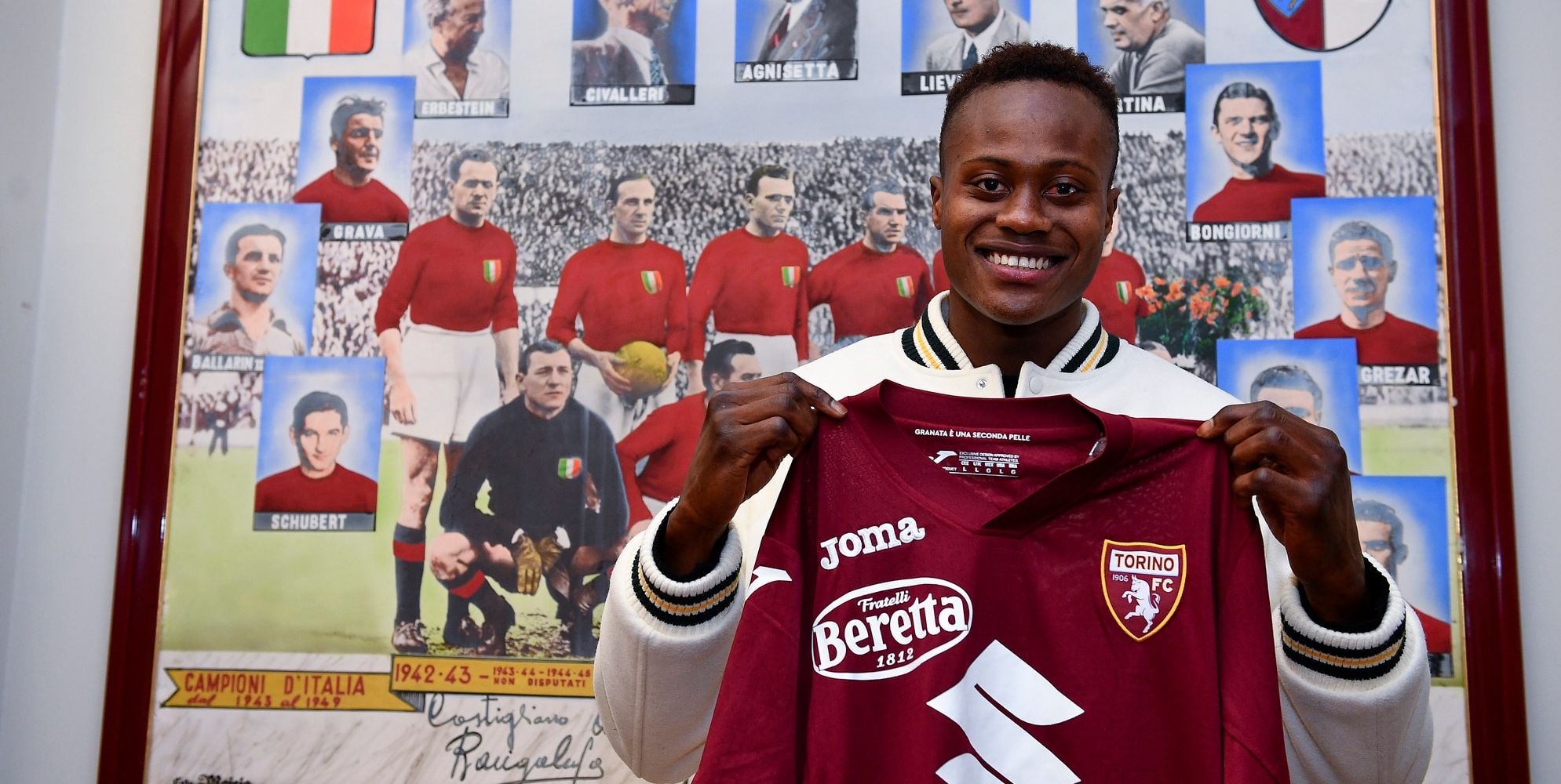 Demba Seck si presenta: "Ala, centravanti, trequartista: tutto per il Toro"