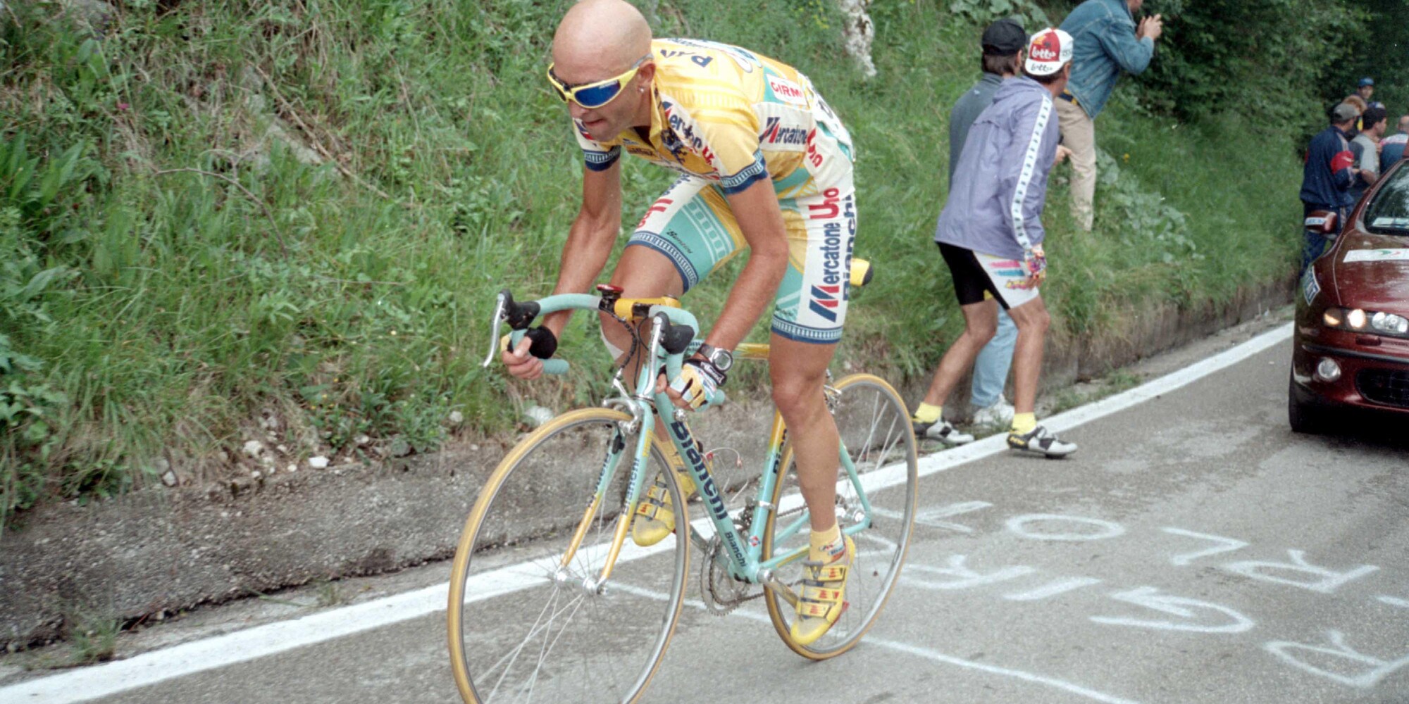 Pantani, rivelazione shock della madre: "La sera della morte era con ...