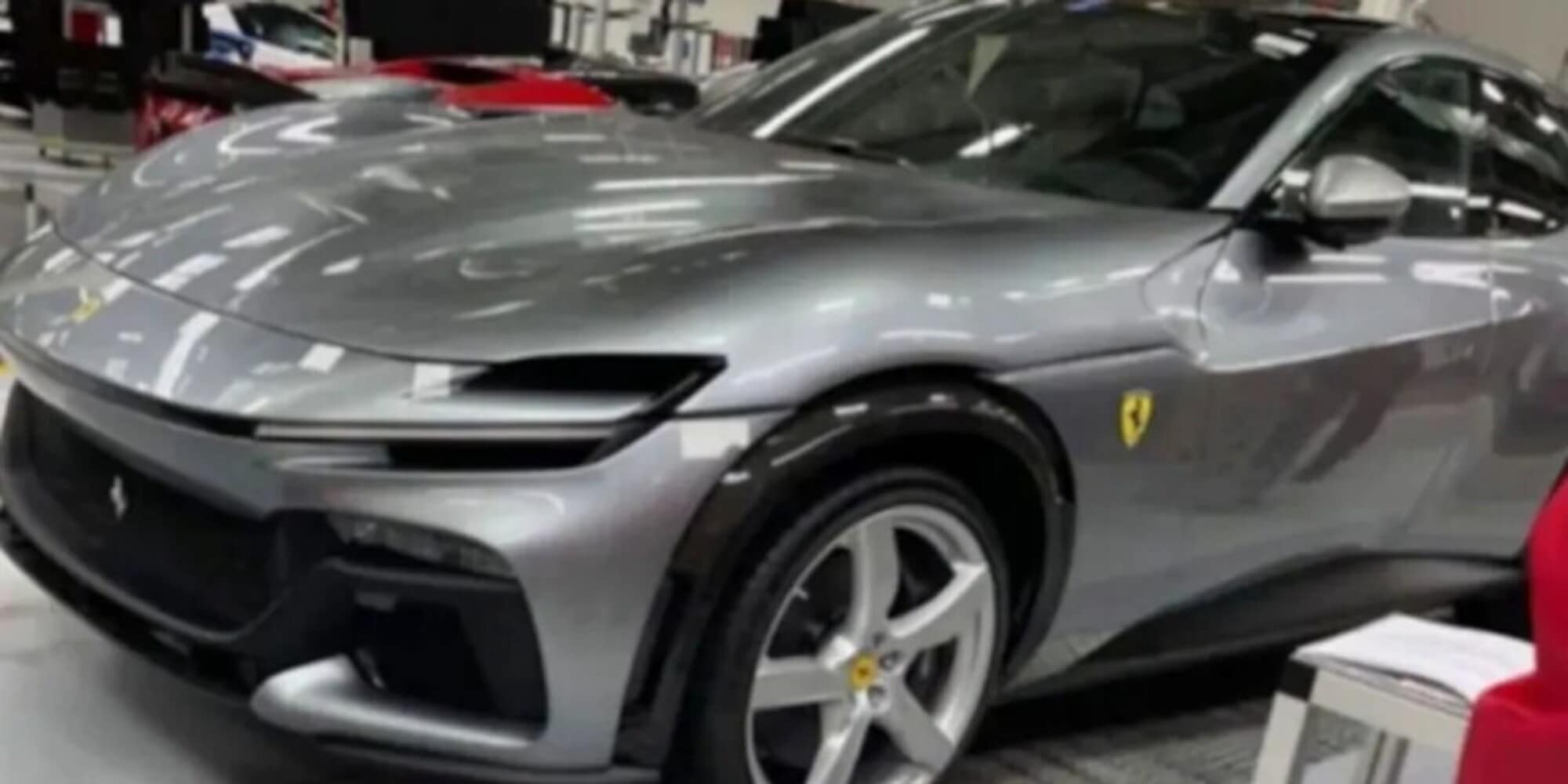 Ferrari Purosangue svelato: ecco le foto rubate