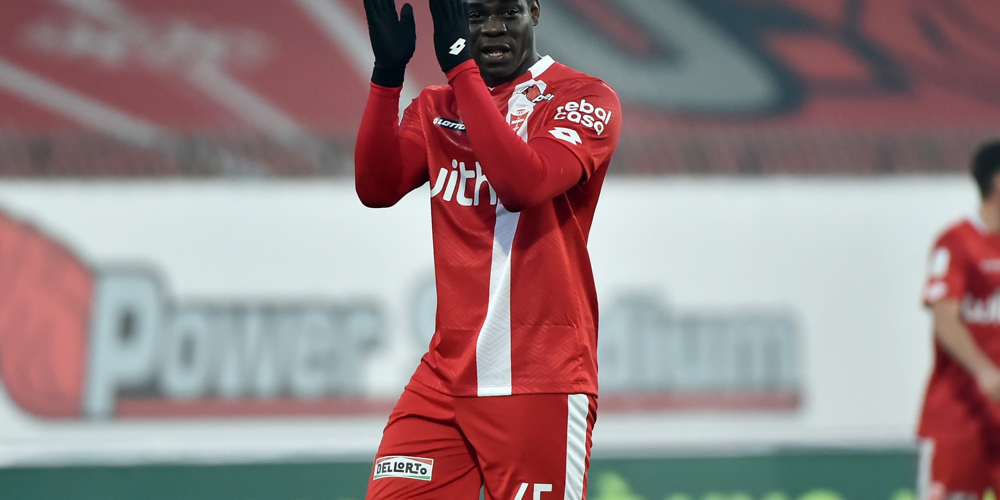 Balotelli dopo il gol: "Testa bassa e lavorare. Forza Monza"