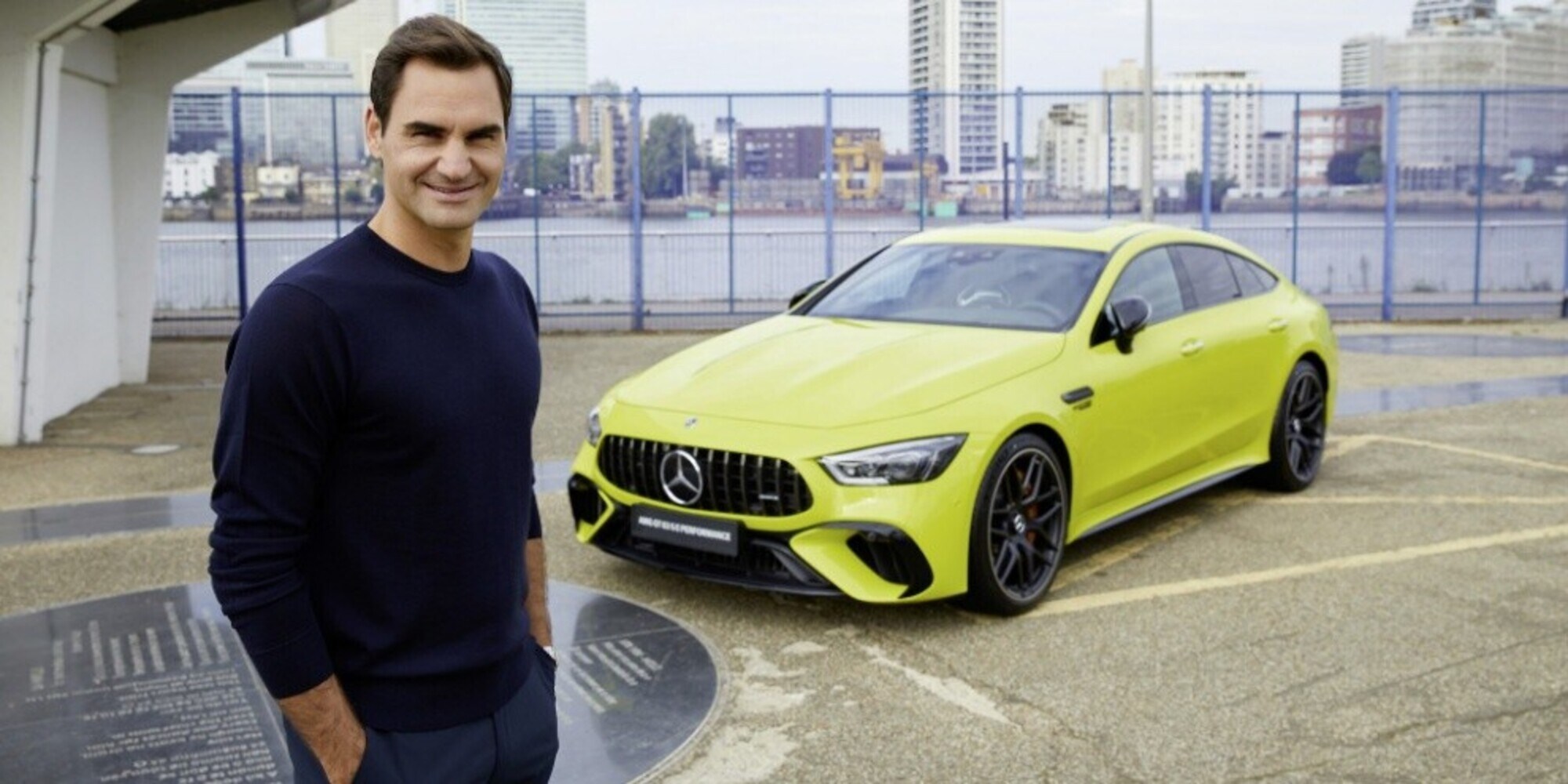 Federer si ritira e la Mercedes gli dedica una AMG GT 63 S E Performance