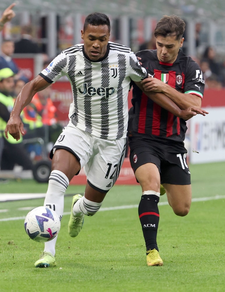 Champions:Alex Sandro, 'Sappiamo di non poter più sbagliare'