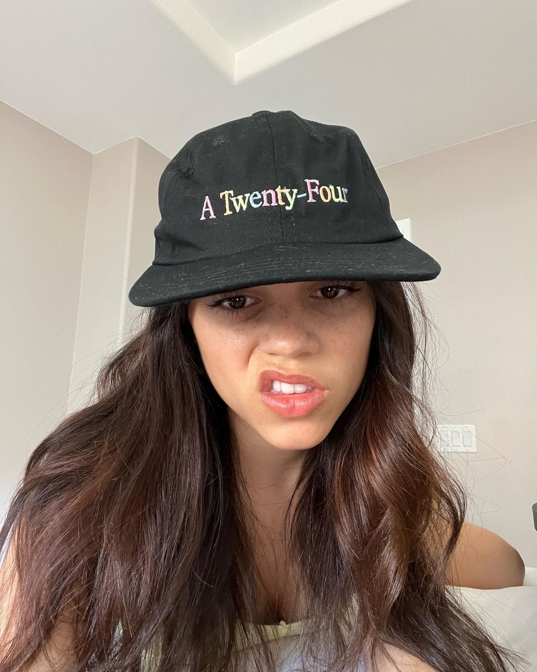 Jenna Ortega, la sexy star Mercoledì Addams e quella bellezza dark che...