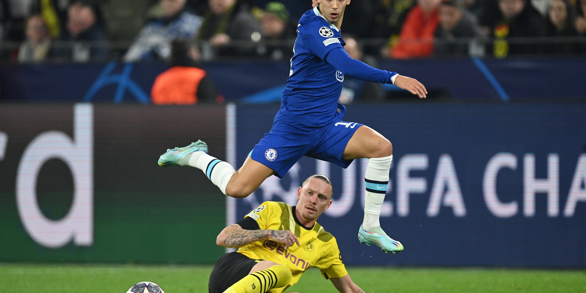 Chelsea, Potter shock: "Minacce di morte a me e ai miei figli"