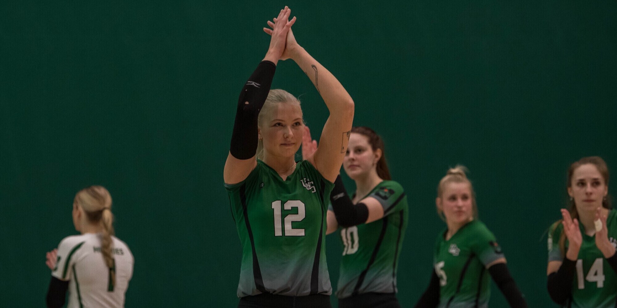 Milano ha ingaggiato la regista Averie Allard