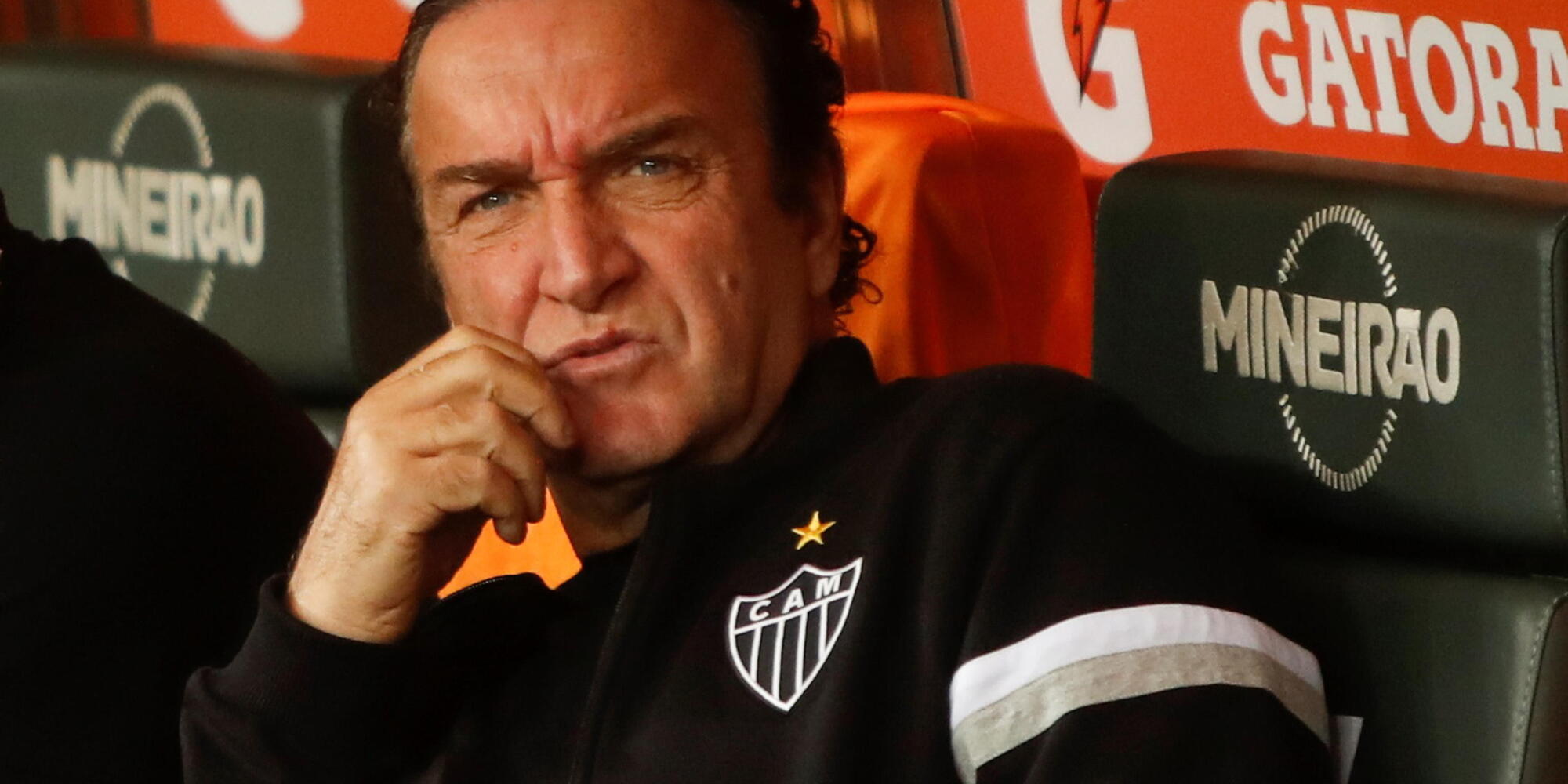 Tecnico Corinthians ha condanna per stupro, lascia dopo 7 giorni