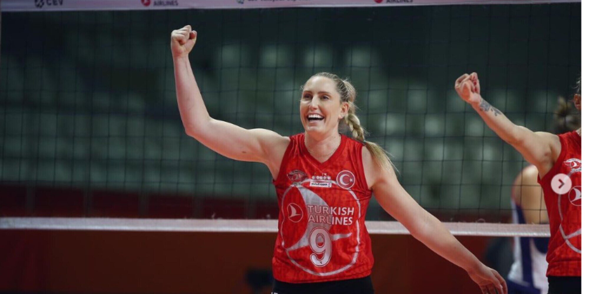 Chieri porta in Italia Madison Kingdon