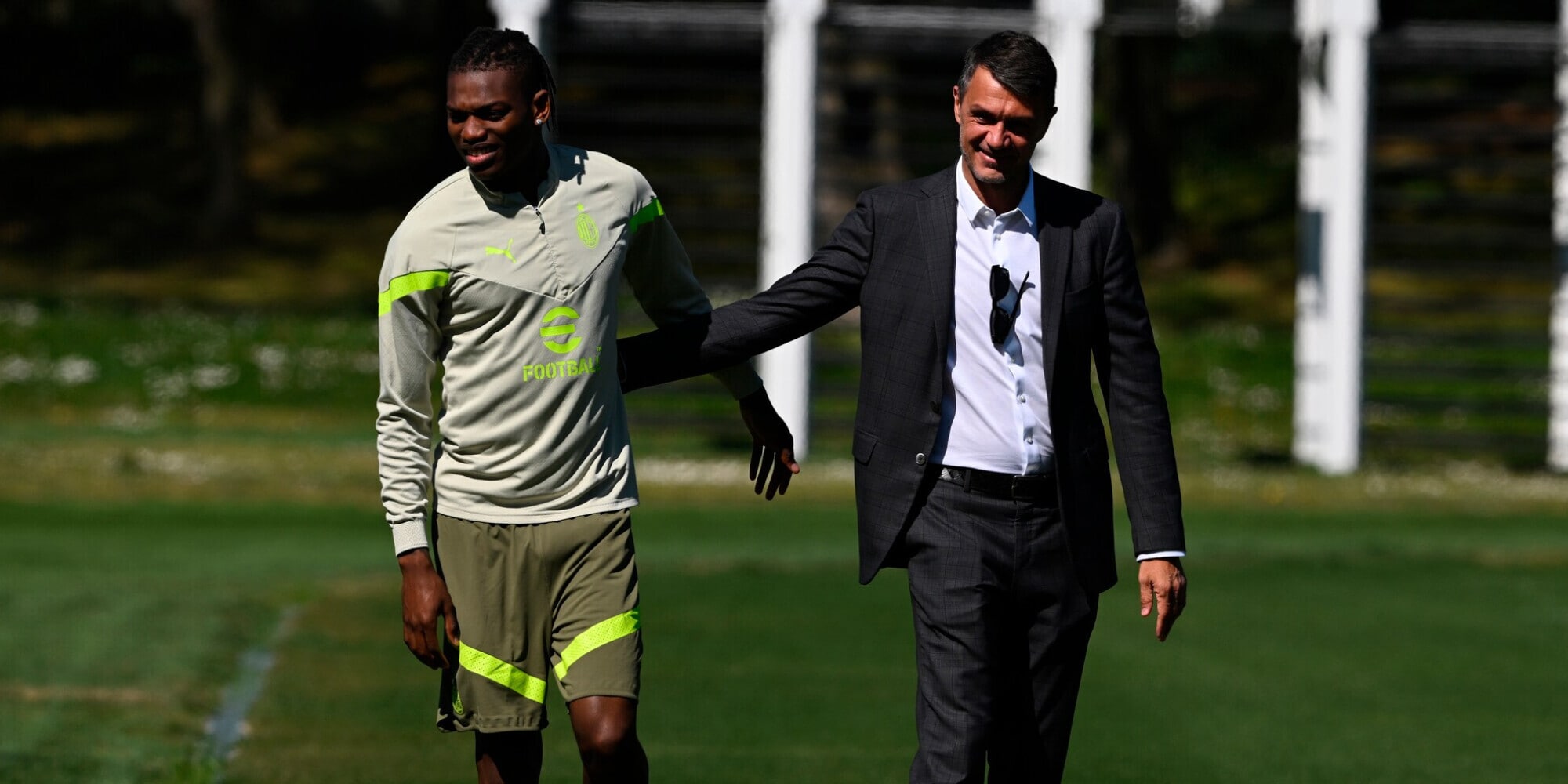 Milan Leao Saluta Maldini Il Messaggio Di Riconoscenza E Gratitudine