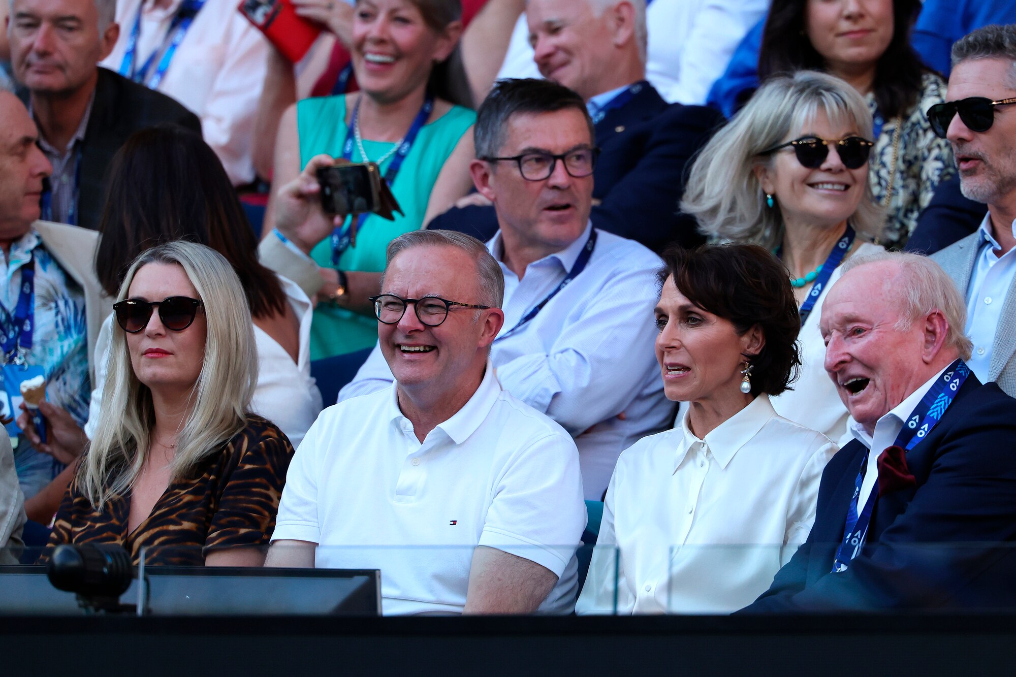 Sinner batte Medvedev sotto gli occhi di Ana de Armas: la finale per ...