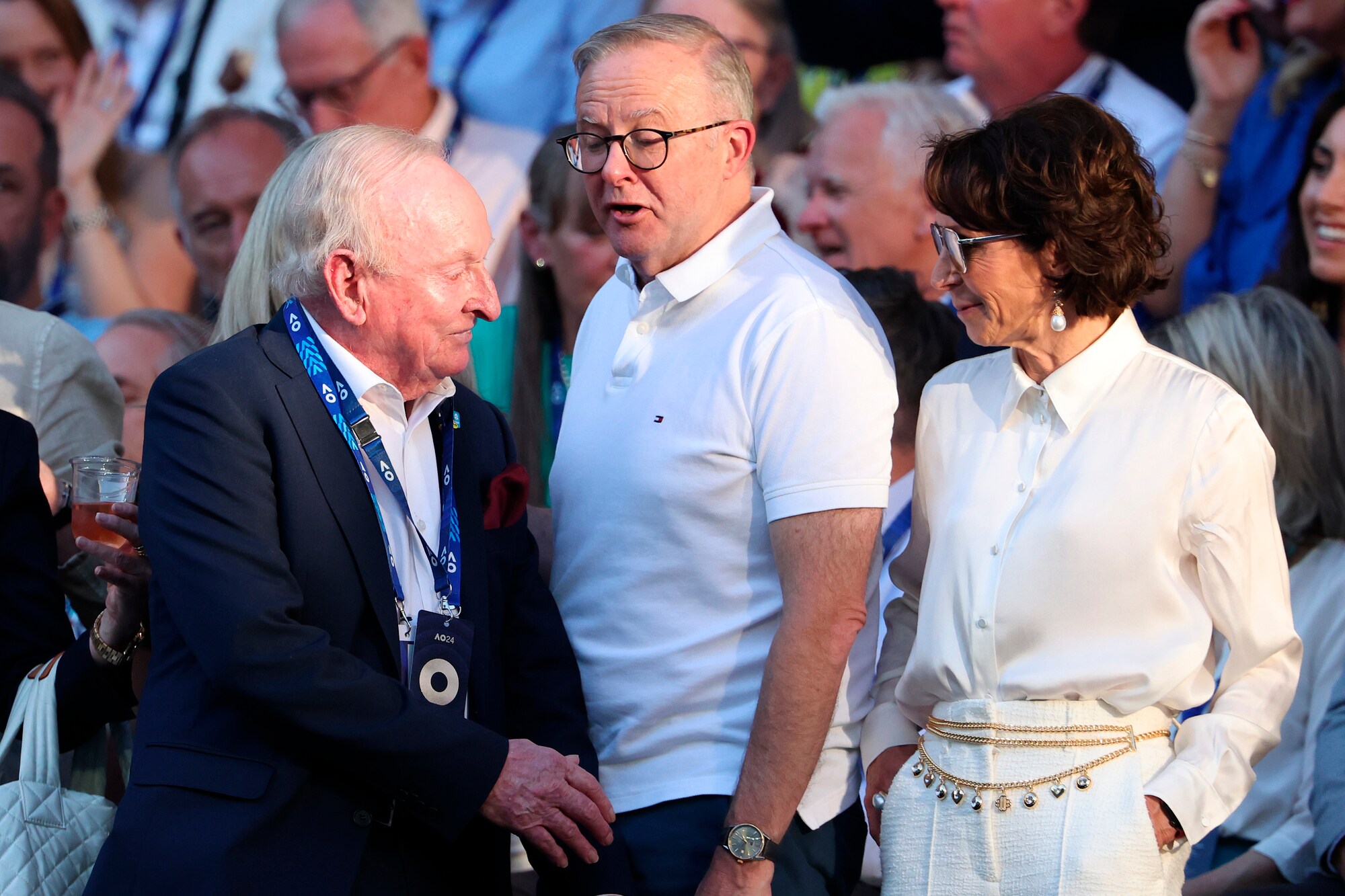 Sinner batte Medvedev sotto gli occhi di Ana de Armas: la finale per ...