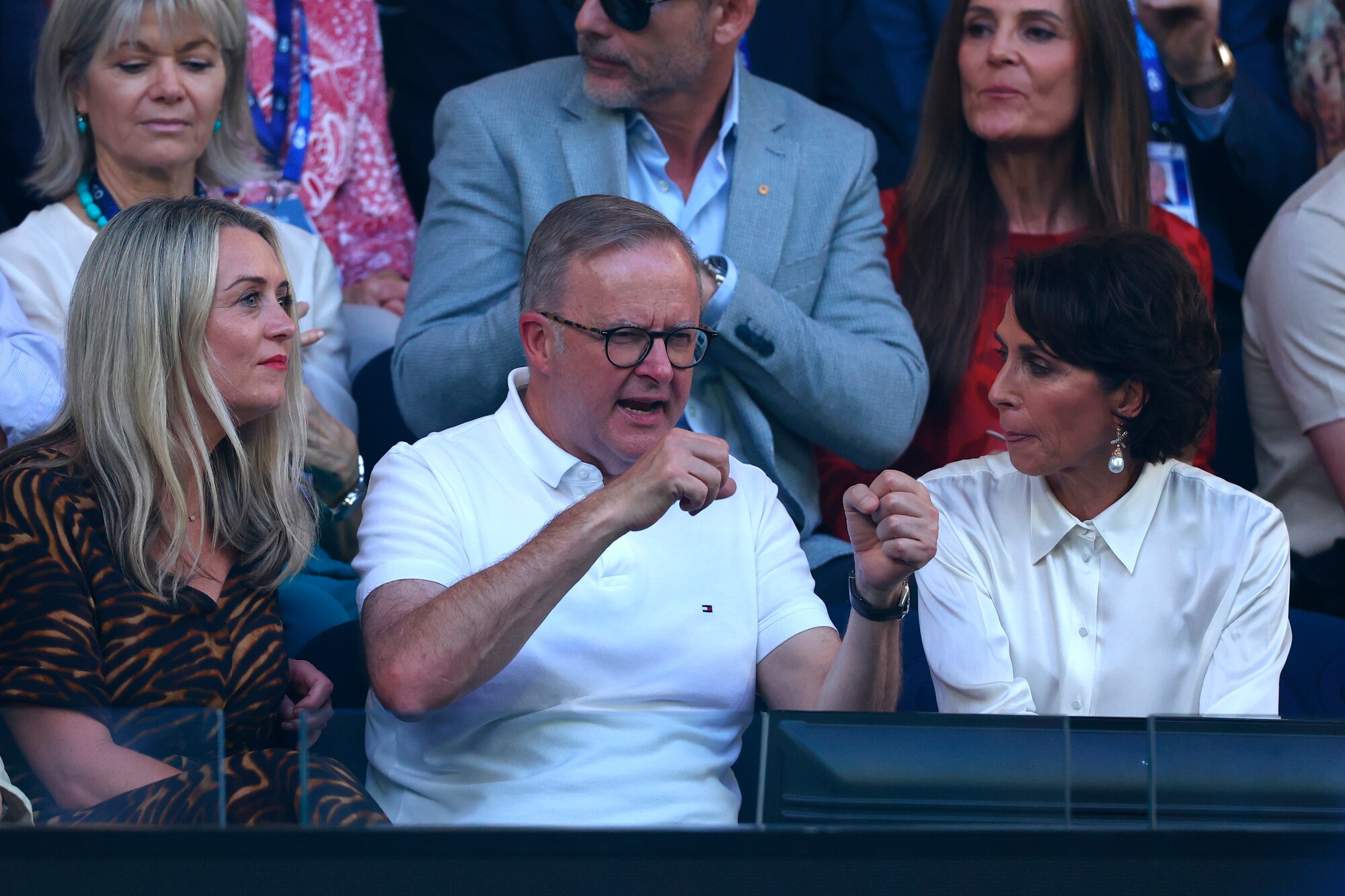 Sinner batte Medvedev sotto gli occhi di Ana de Armas: la finale per ...