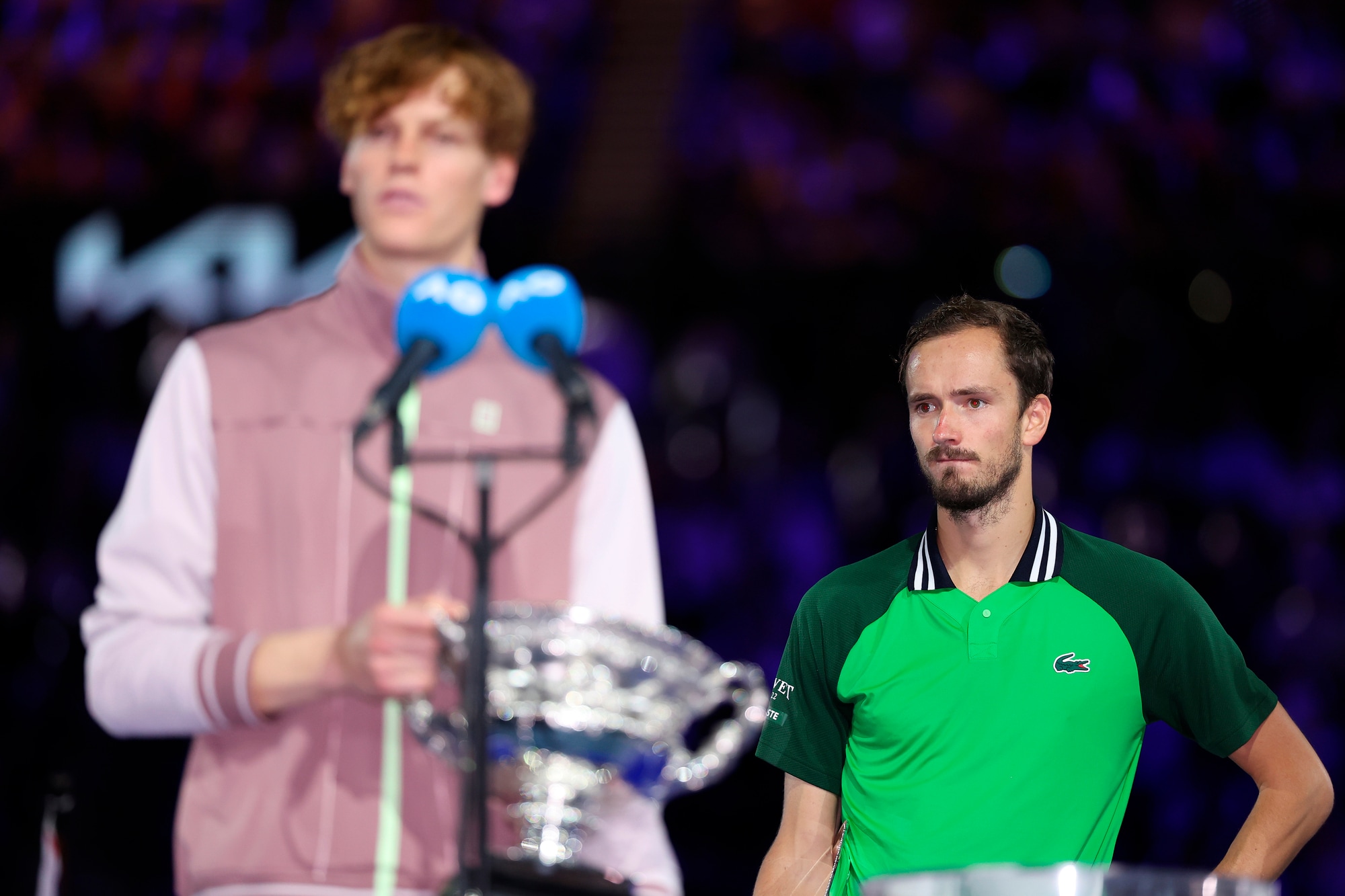 Sinner batte Medvedev sotto gli occhi di Ana de Armas: la finale per ...