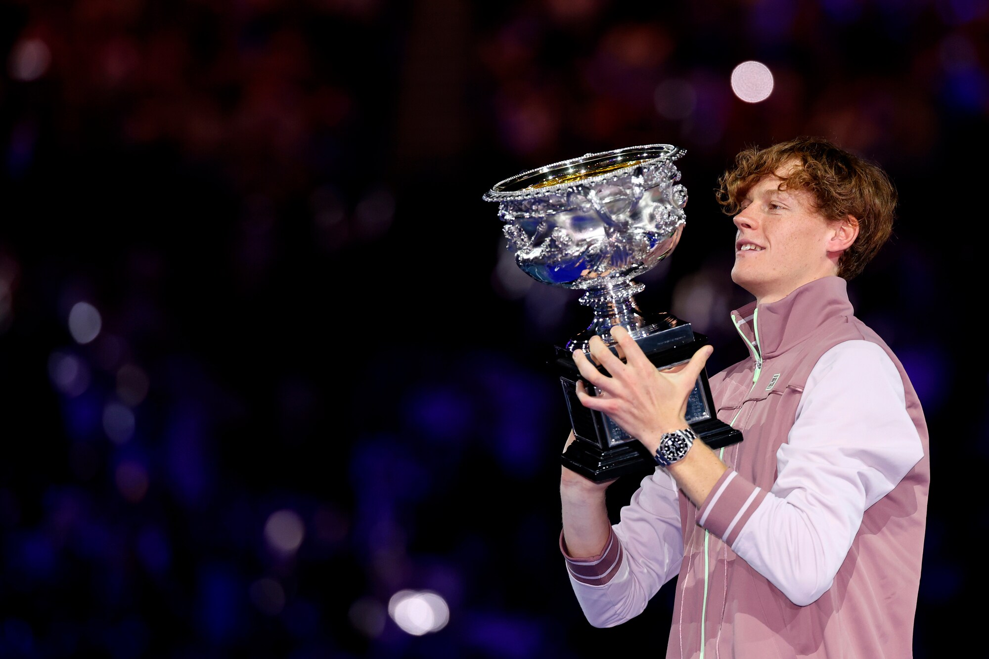 Sinner batte Medvedev sotto gli occhi di Ana de Armas: la finale per ...