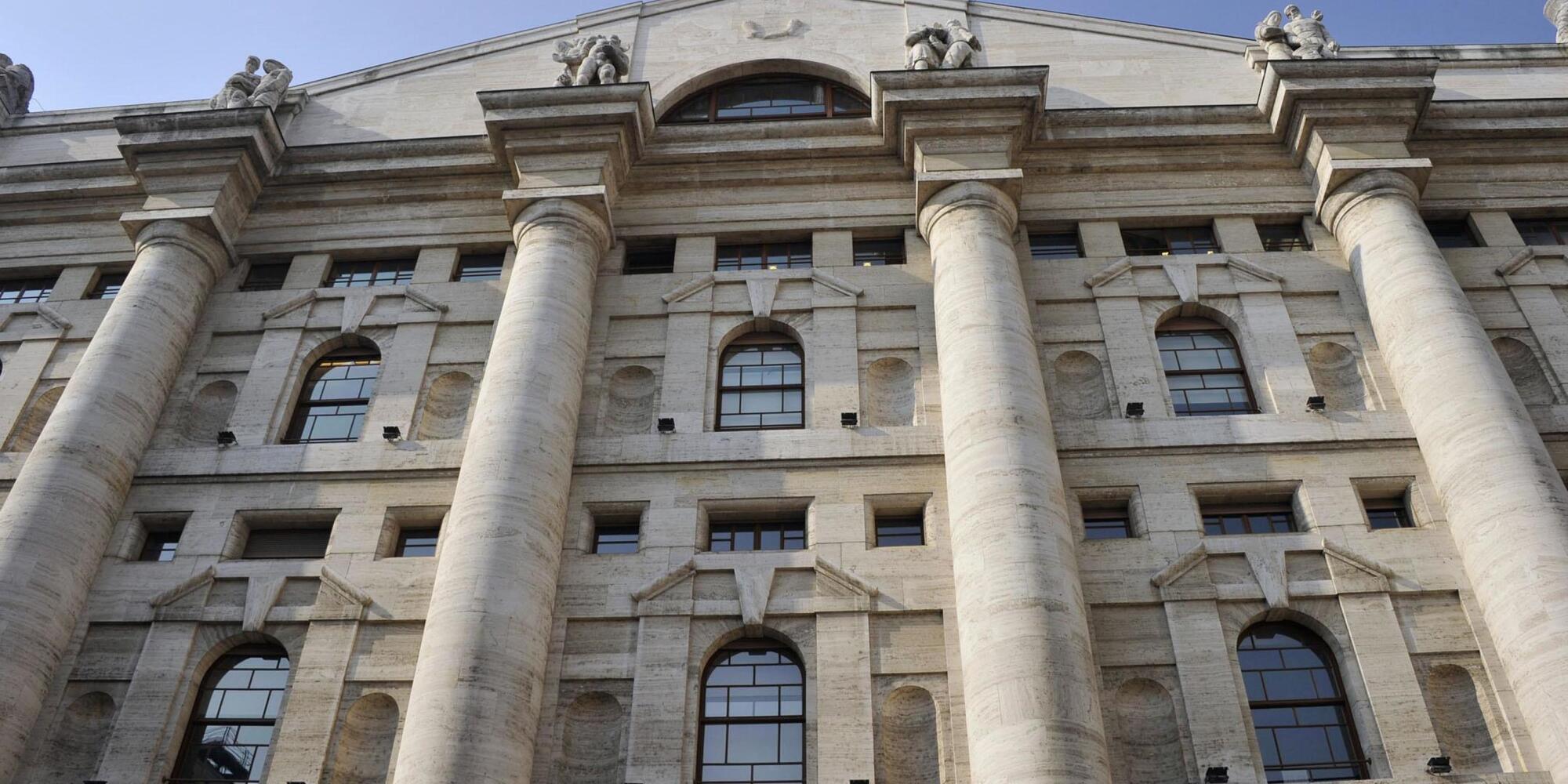 Borsa: Milano accelera (+1%), la migliore in Europa