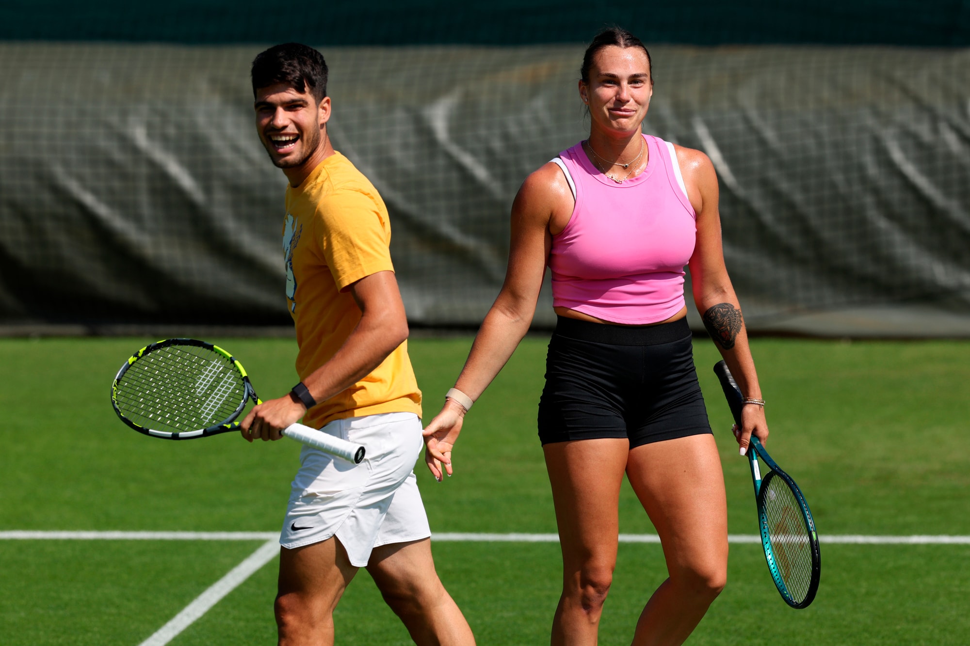 Alcaraz-Sabalenka, l’allenamento a Wimbledon è uno show! C'è anche ...