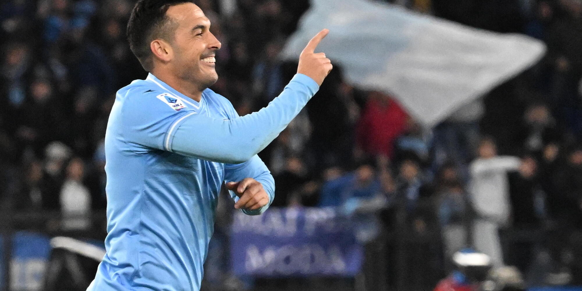 Calcio: Pedro giura amore 'alla Lazio anche il prossimo anno'