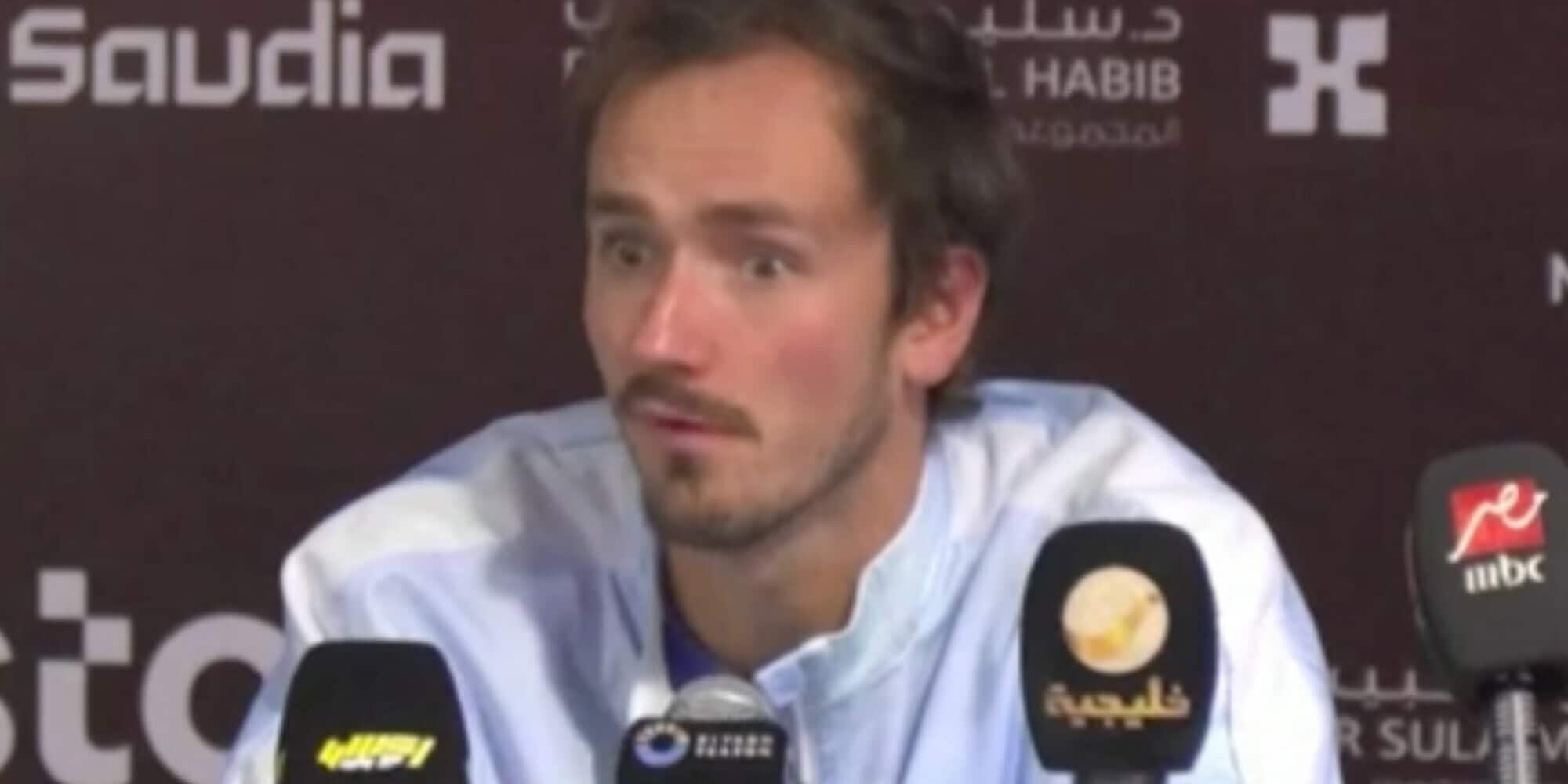 Medvedev ribalta tutto, clamoroso su Sinner: “Mai successo, ho cambiato ...