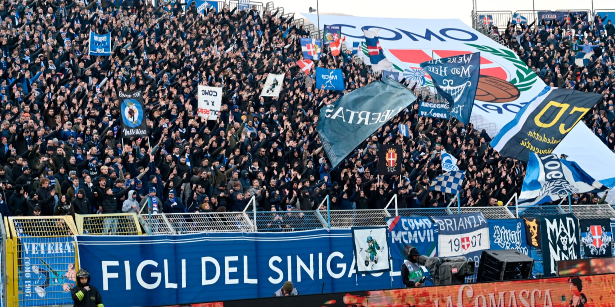 Disordini, spranghe e bastoni: 12 Daspo agli ultras del Como