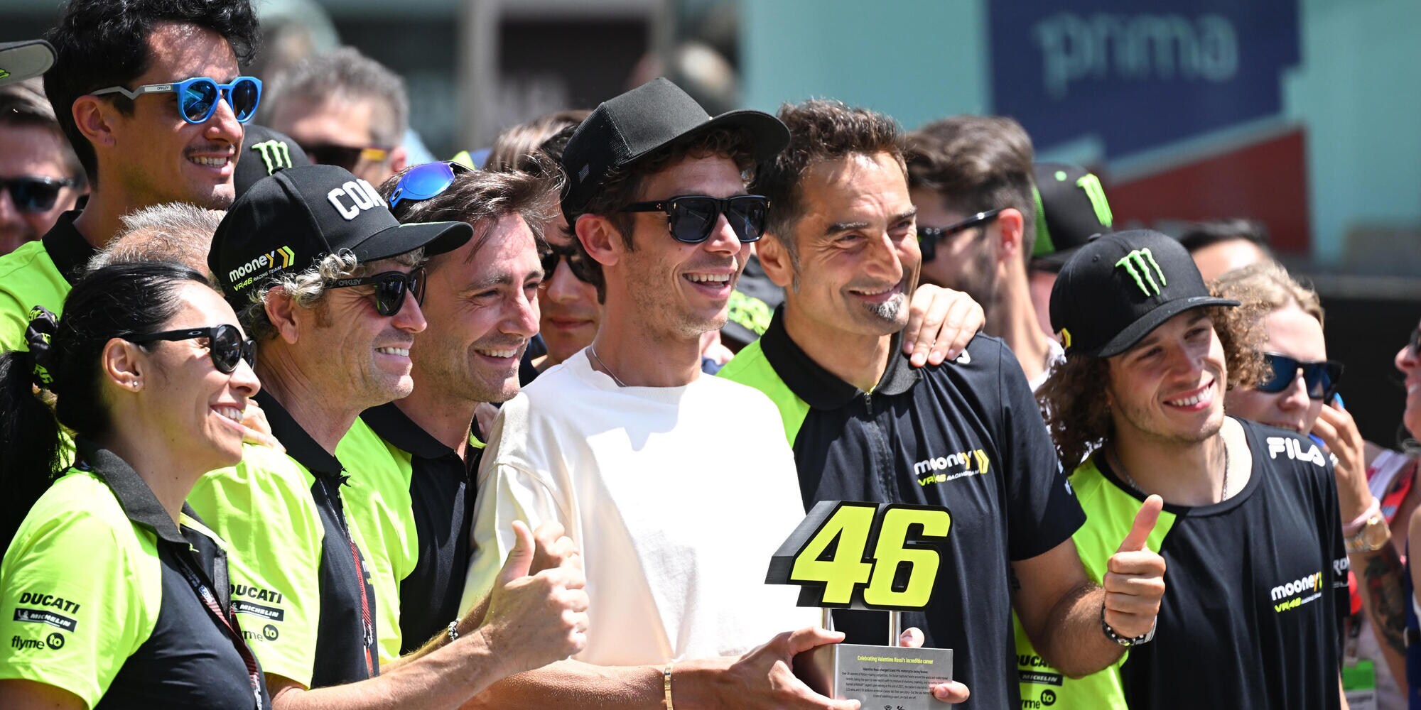 Moto: 46 anni Valentino Rossi, l'omaggio dell'Inter sui social