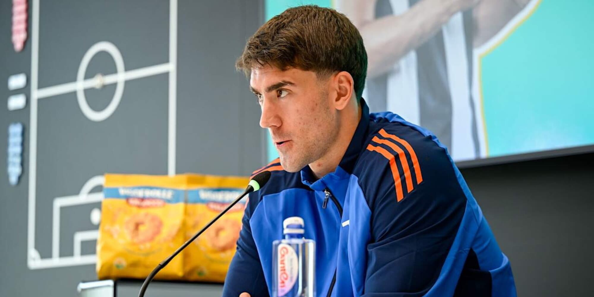 Vlahovic: "Del Piero? No, ecco il mio preferito. Magari farò il portiere"