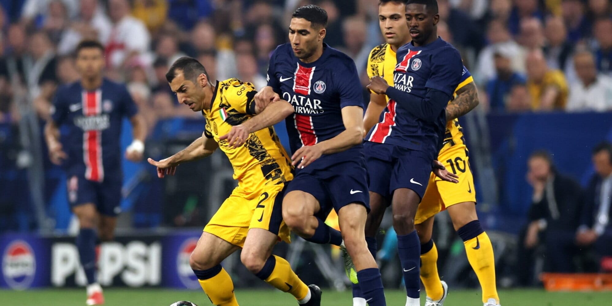 Pagelle Psg-Inter: tenerezza Acerbi, Halloween Dimarco, Lautaro sotto ...