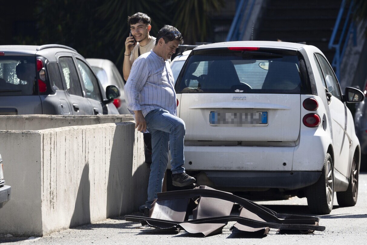 Roma nel caos, esplode un distributore di benzina: ci sono feriti