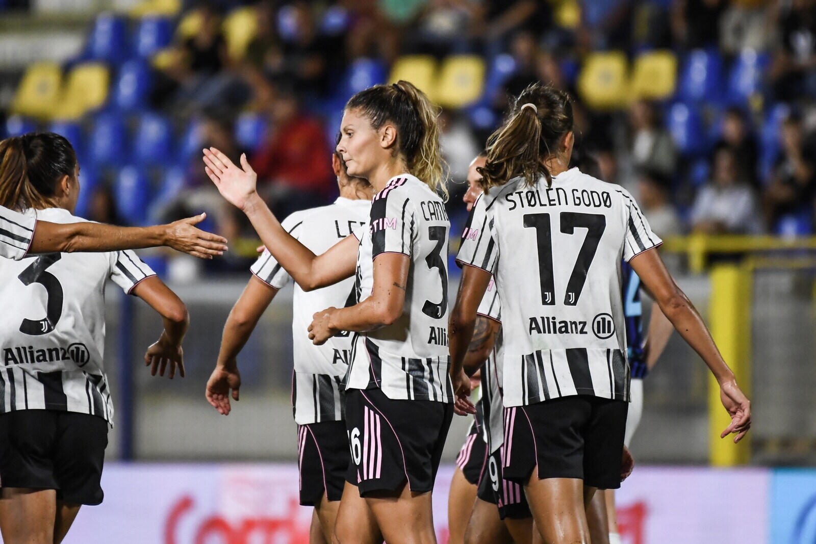 Cambiaghi e Schatzer decisive: la Juve Women manda ko l'Inter e vola in ...