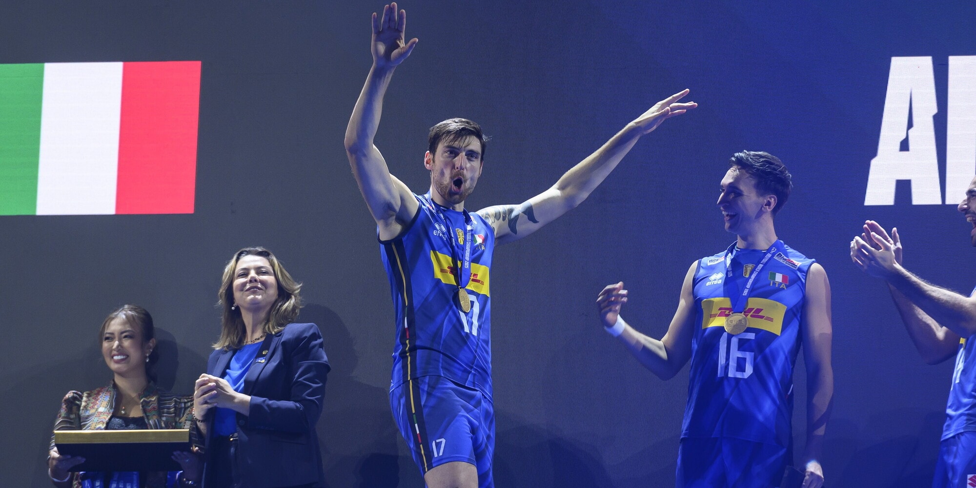 Simone Anzani lascia la maglia azzurra dopo dieci anni