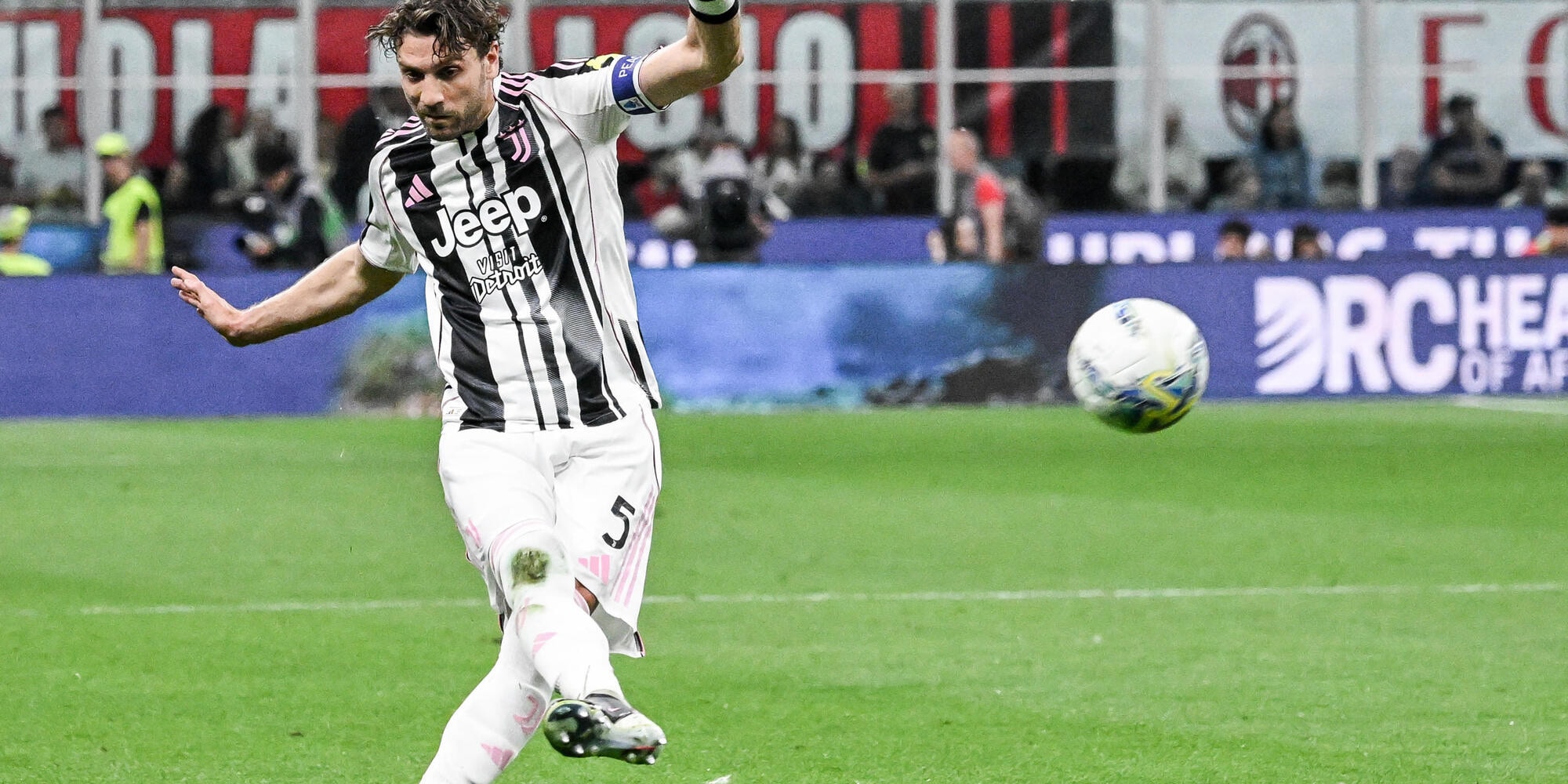 Juve: Locatelli 'il dolore si sente ancora, ci serva da lezione'