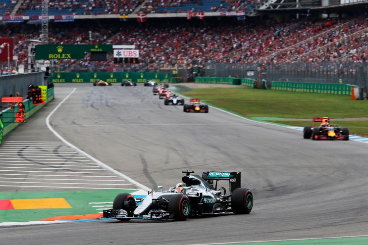 F1, Gp Germania: trionfa Hamilton! Vettel quinto
