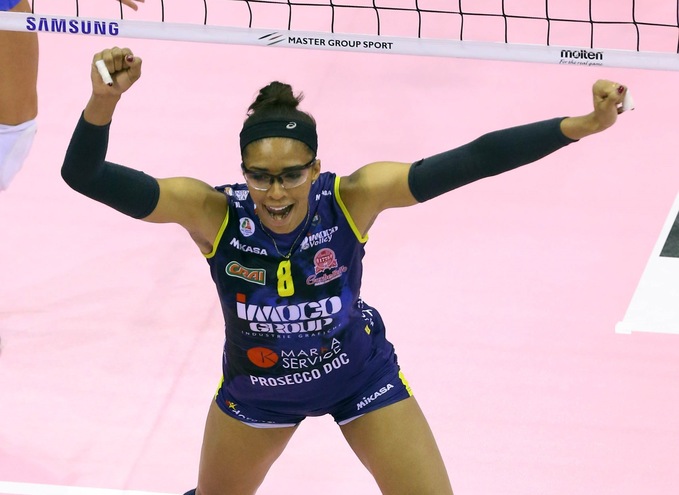 Volley: A1 Femminile, Rachael Adams torna in Italia, firma per Monza