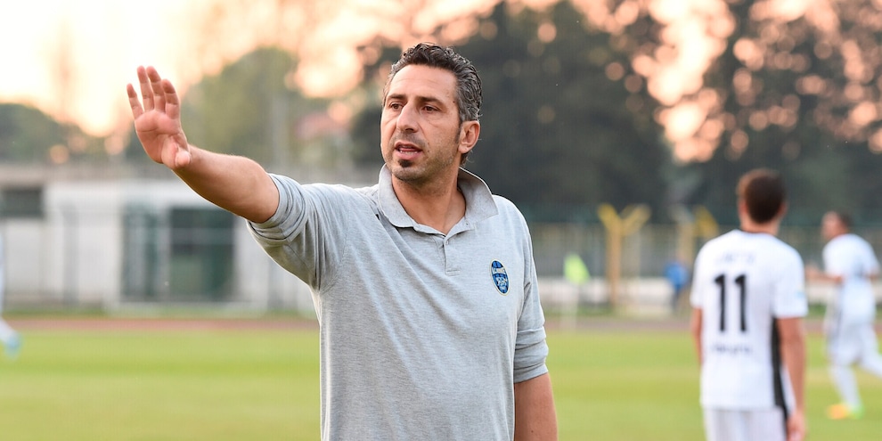 Novara, ufficiale: il nuovo tecnico è Roberto Cevoli