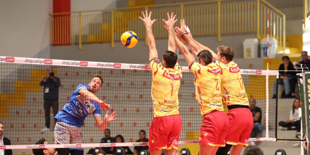 Vibo vola in testa, Cuneo fatica ma vince al tie break