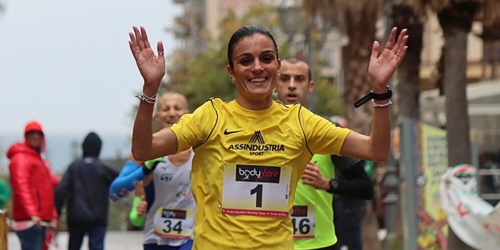 Anna Incerti vince a Bagheria. Che saluto sulle strade di casa sua